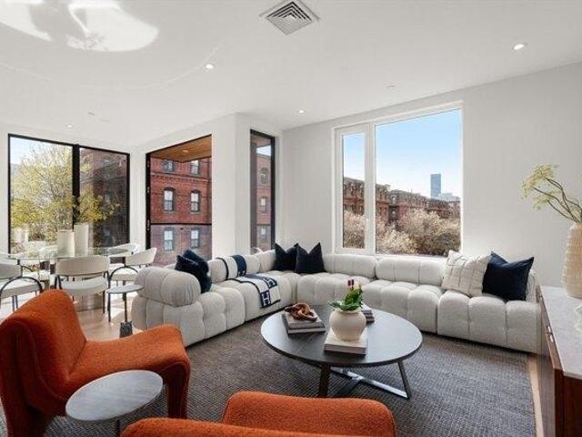 condo with 3 bedroom, Boston MA ES104947099