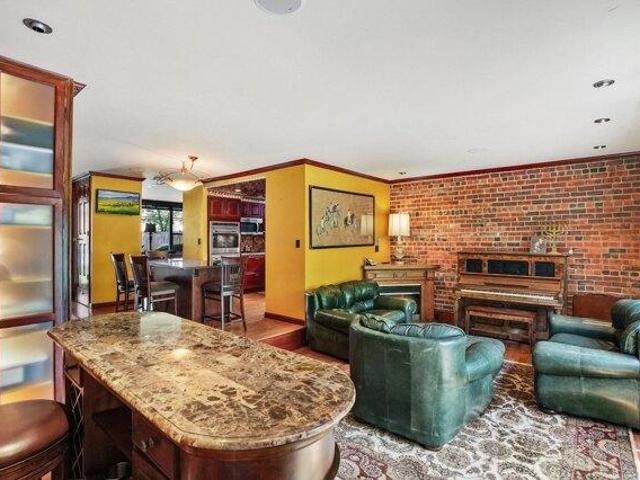 condo with 3 bedroom, Boston MA ES105418350