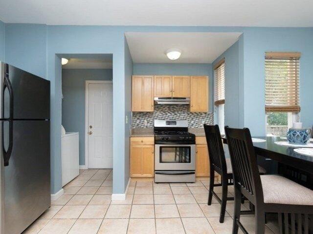 condo with 3 bedroom, Boston MA ES105059628