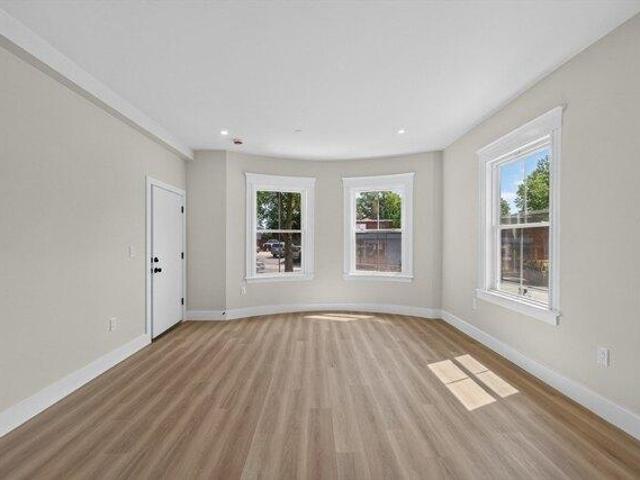 condo with 3 bedroom, Boston MA ES105059381