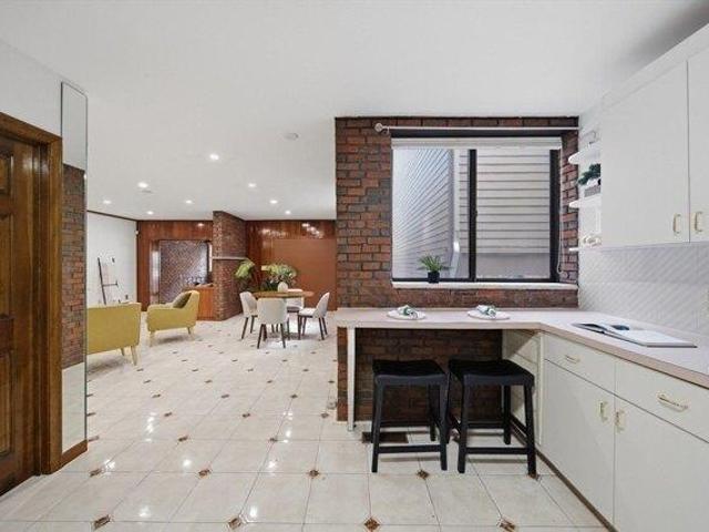 condo with 3 bedroom, Boston MA ES105060943