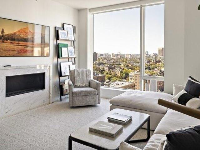 condo with 3 bedroom, Boston MA ES105060399