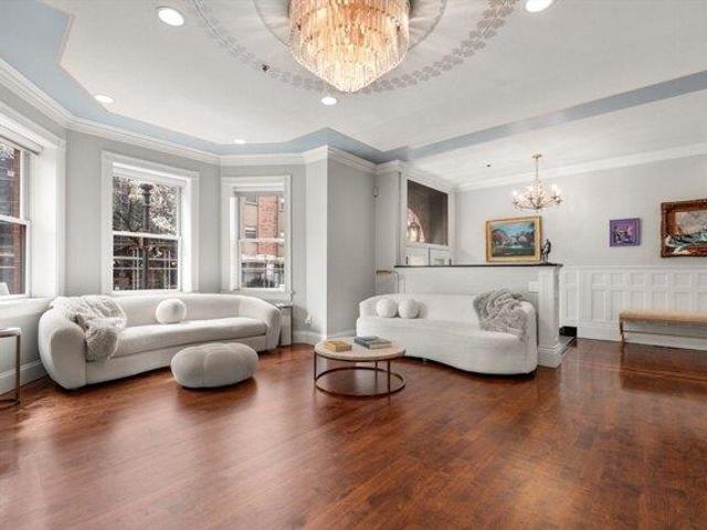 condo with 3 bedroom, Boston MA ES105080775