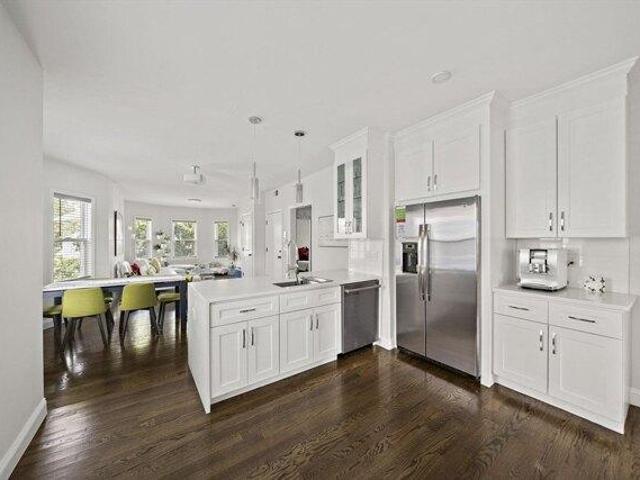 condo with 3 bedroom, Boston MA ES105080387