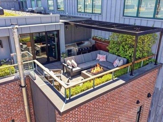 condo with 3 bedroom, Boston MA ES105082039