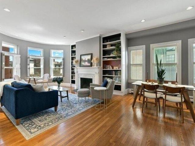 condo with 3 bedroom, Boston MA ES105093368