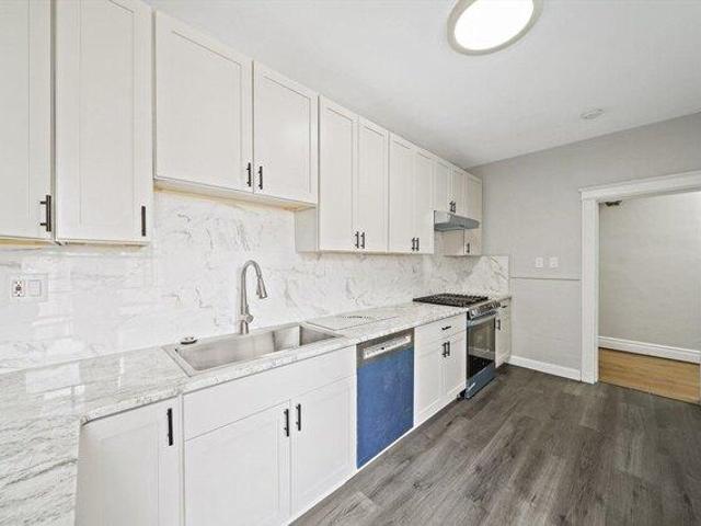 condo with 3 bedroom, Boston MA ES105105590