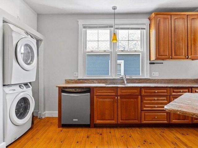 condo with 3 bedroom, Boston MA ES105105852