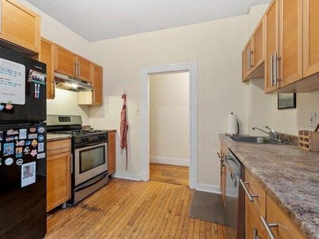 condo with 3 bedroom, Boston MA ES105114216