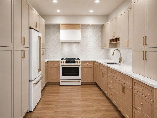 condo with 3 bedroom, Boston MA ES105143181