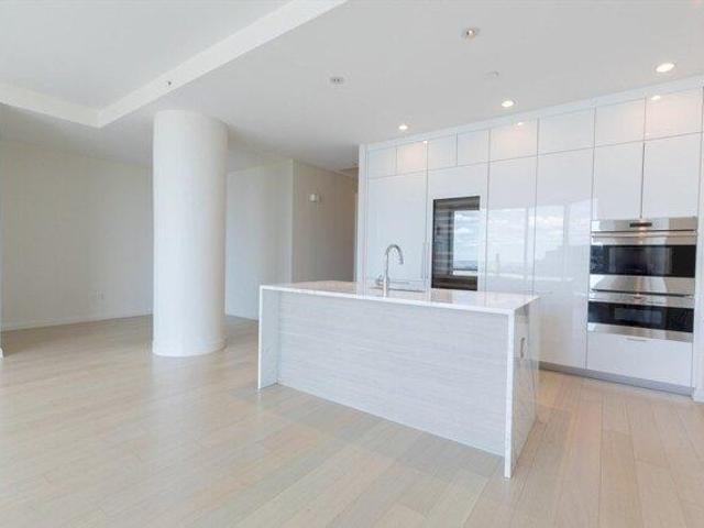 condo with 3 bedroom, Boston MA ES105203538