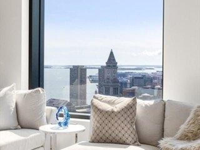 condo with 3 bedroom, Boston MA ES105205368