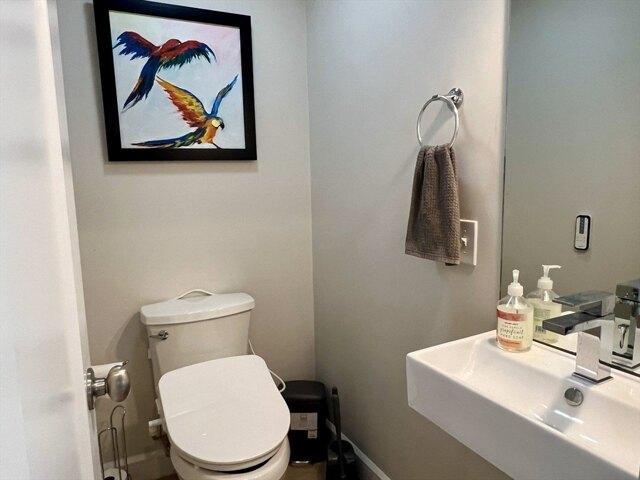 condo with 3 bedroom, Boston MA ES105206498