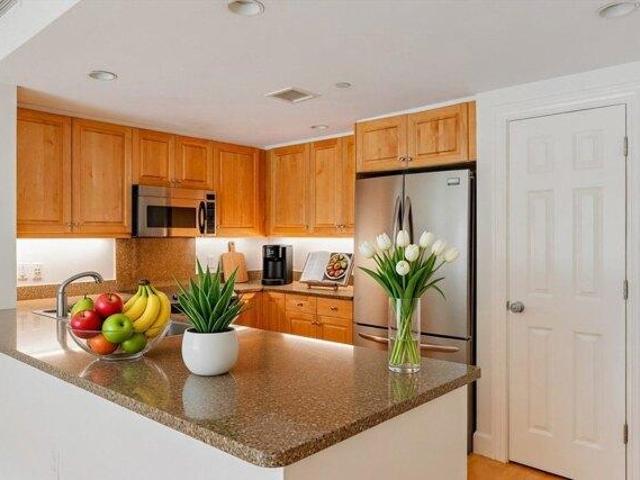 condo with 3 bedroom, Boston MA ES105206010