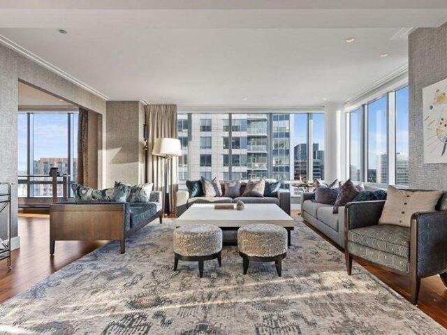 condo with 3 bedroom, Boston MA ES105233508