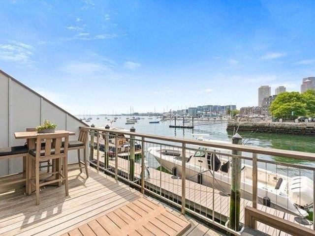 condo with 3 bedroom, Boston MA ES105233188