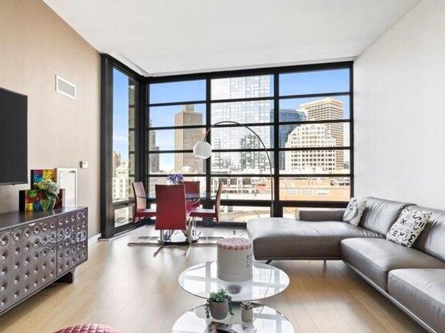 condo with 3 bedroom, Boston MA ES105241394