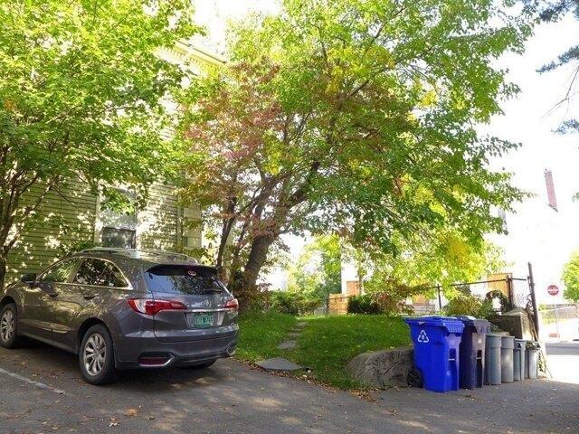 condo with 3 bedroom, Boston MA ES105256425