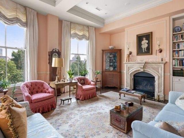 condo with 3 bedroom, Boston MA ES105349847