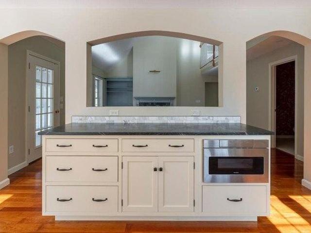 condo with 3 bedroom, Bow NH ES104299183