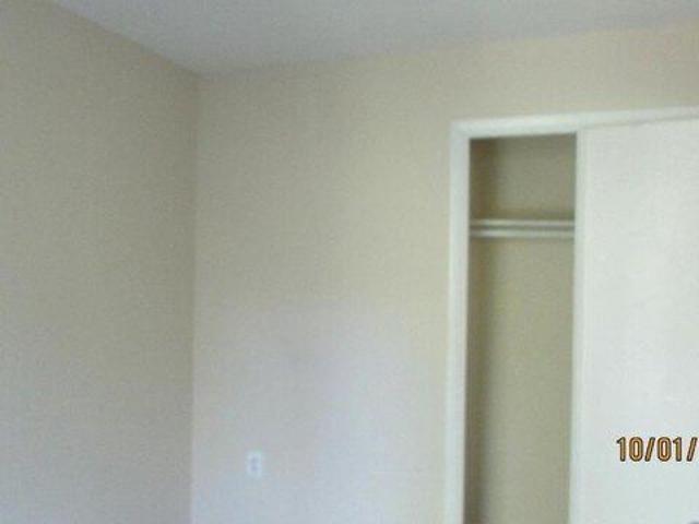 condo with 3 bedroom, Bladensburg MD ES103605404