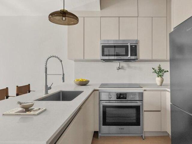 condo with 3 bedroom, Brooklyn NY DLS101781997