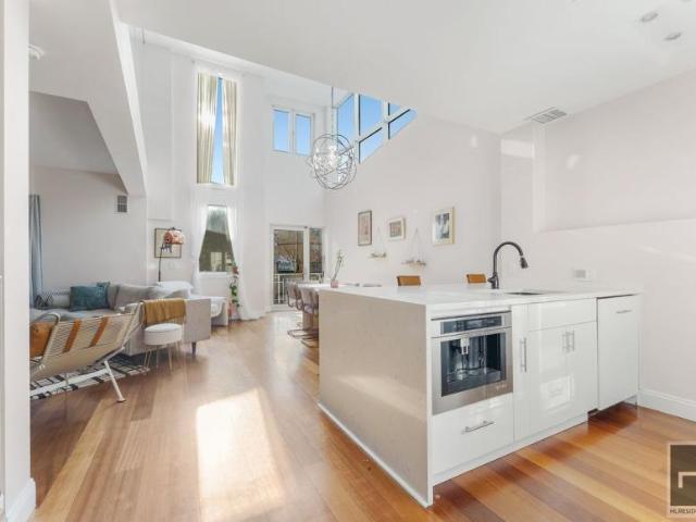 condo with 3 bedroom, Brooklyn NY DLS101905662