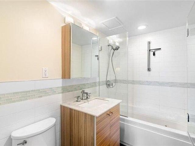 condo with 3 bedroom, Brooklyn NY ES103627670