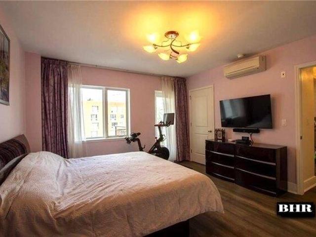 condo with 3 bedroom, Brooklyn NY ES104907004