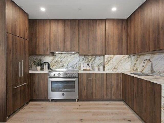 condo with 3 bedroom, Brooklyn NY ES104921316