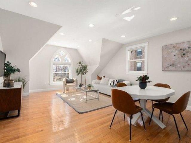 condo with 3 bedroom, Brookline MA DS102369513