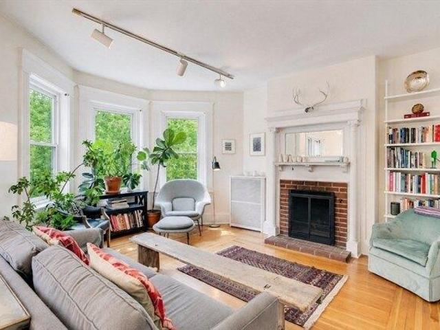 condo with 3 bedroom, Brookline MA DS103852427