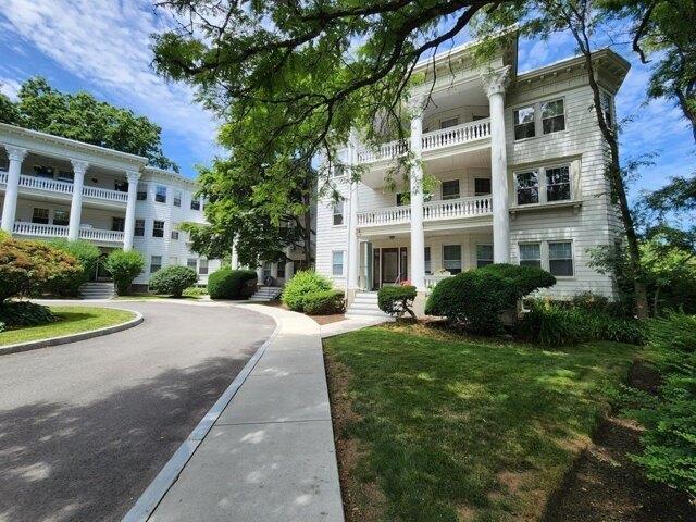 condo with 3 bedroom, Brookline MA DS104079013