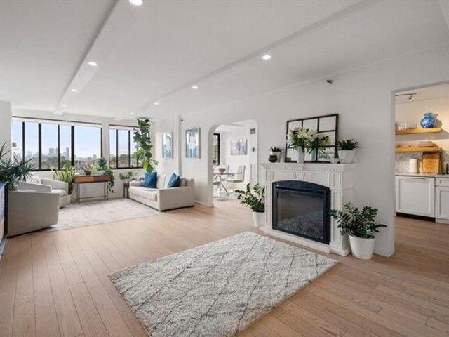 condo with 3 bedroom, Brookline MA ES103494146