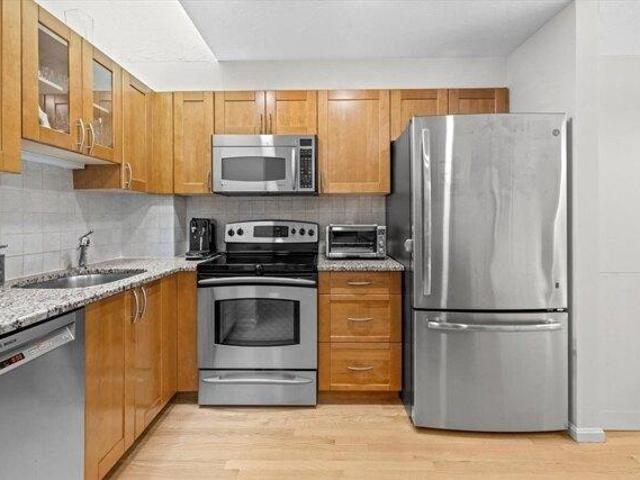condo with 3 bedroom, Brookline MA ES103248919