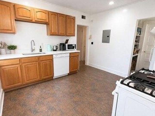 condo with 3 bedroom, Brookline MA ES105059747