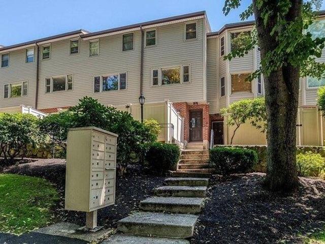 condo with 3 bedroom, Brookline MA ES105060580