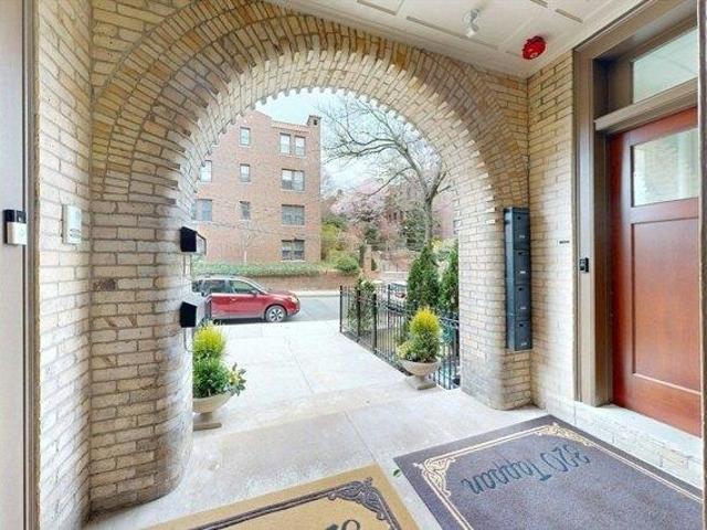 condo with 3 bedroom, Brookline MA ES105205227