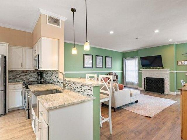 condo with 3 bedroom, Braintree MA ES103968809