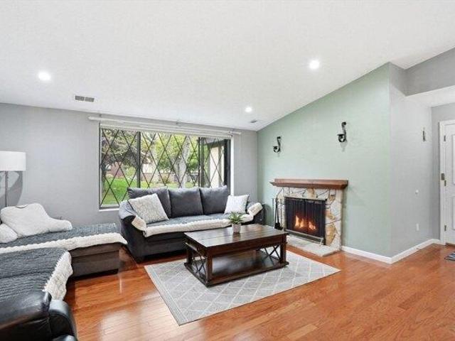 condo with 3 bedroom, Braintree MA ES104513273