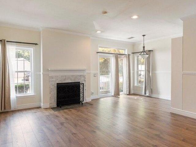 condo with 3 bedroom, Braintree MA ES105058895