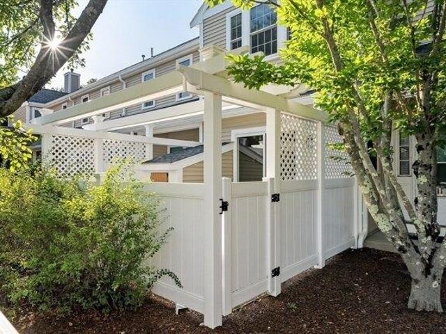 condo with 3 bedroom, Braintree MA ES105171937