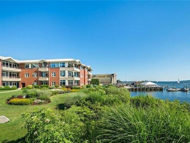condo with 3 bedroom, Bristol RI ES104409866