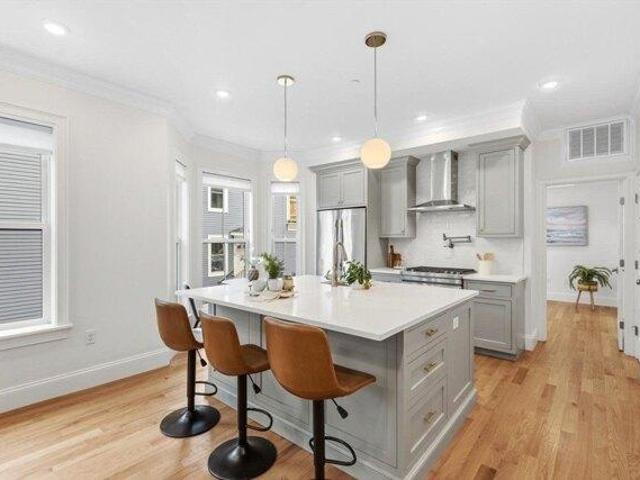 condo with 3 bedroom, Cambridge MA DLS102315686