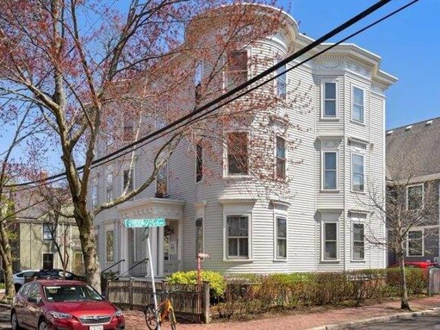 condo with 3 bedroom, Cambridge MA DLS102670427