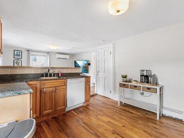 condo with 3 bedroom, Cambridge MA DS102062423