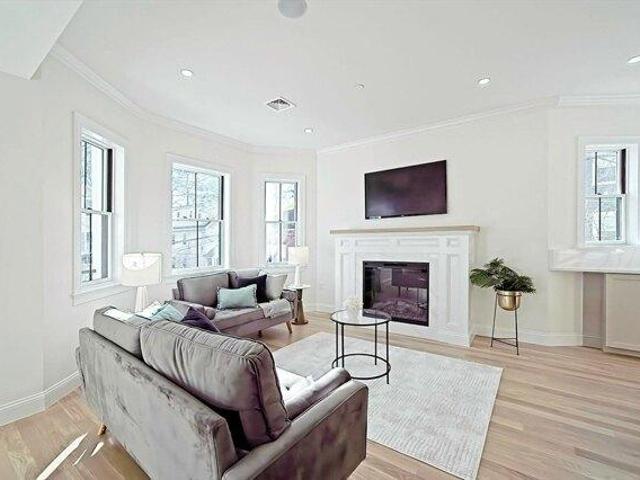 condo with 3 bedroom, Cambridge MA DS102344298