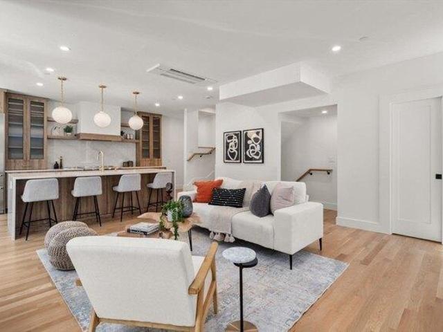 condo with 3 bedroom, Cambridge MA DS103850996
