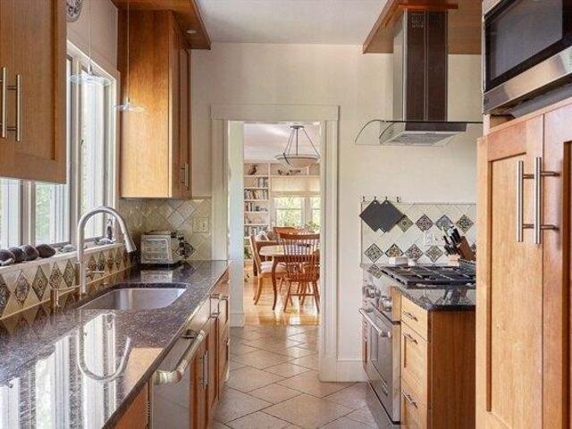 condo with 3 bedroom, Cambridge MA DS103034076