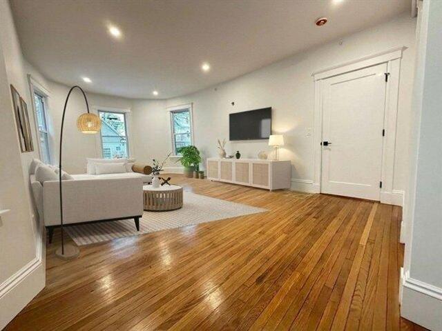 condo with 3 bedroom, Cambridge MA DS103071609